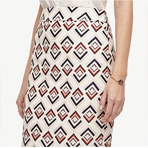 Ann Taylor | Skirts | Ann Taylor Petite Chevron Jacquard Pencil Skirt ...